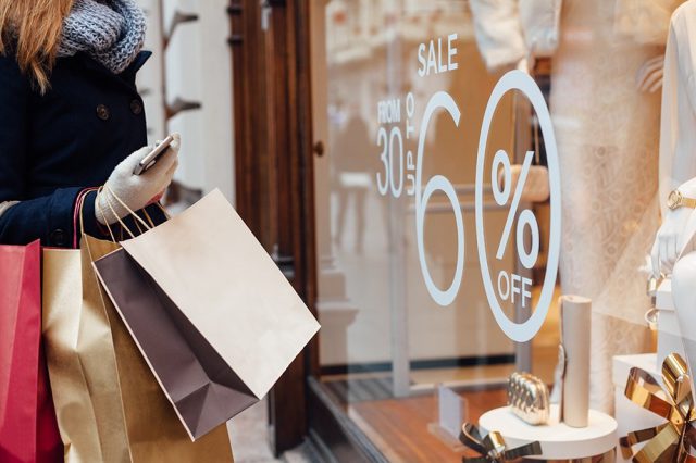 In-Store Marketing: What It Is and How to Use It Effectively - Spectrio